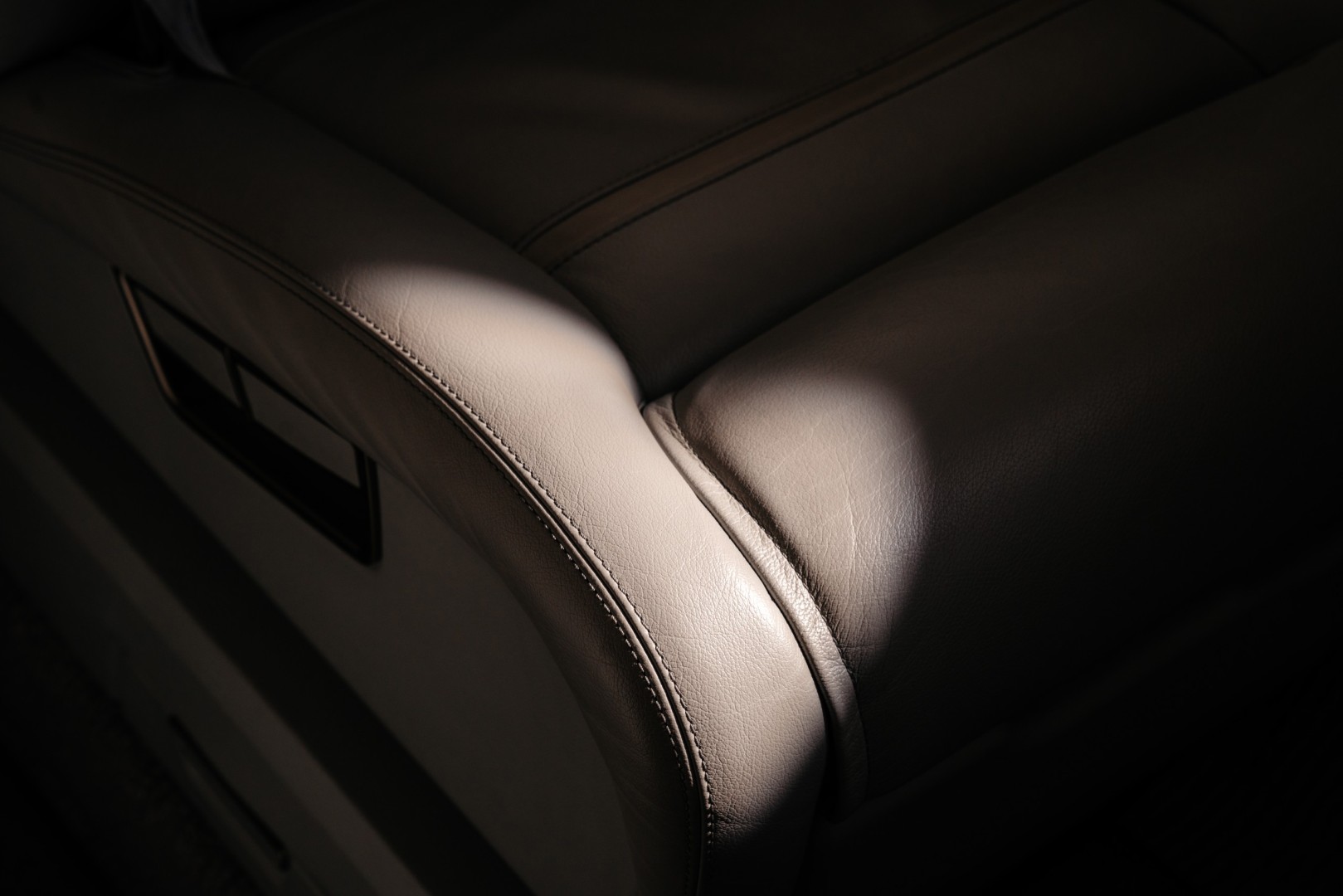 Tyrolean Jets & Services – Private Jet Charters